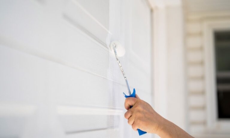 Painting Metal Garage Door: Quick Tips & Tricks